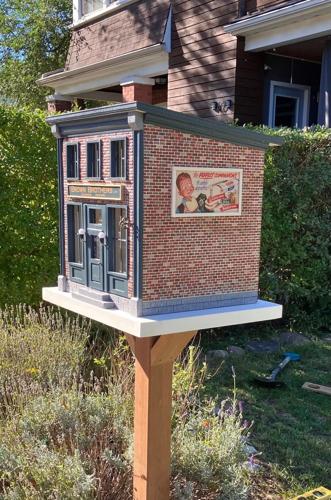 Toronto little library rebuilt with city history in mind