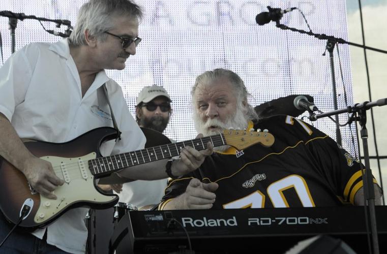Kelly Jay, iconic frontman of Hamilton band Crowbar, dies at the age of 77
