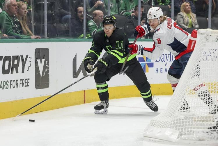 Roope Hintz scores 2, Jake Oettinger has 25 saves as Stars beat surging ...