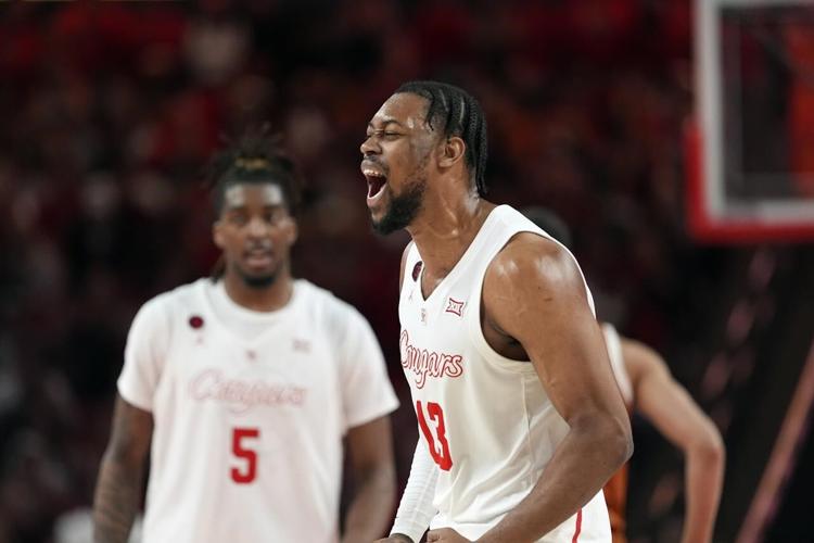 Cryer scores 26, leads No. 3 Houston in 82-61 win over Texas