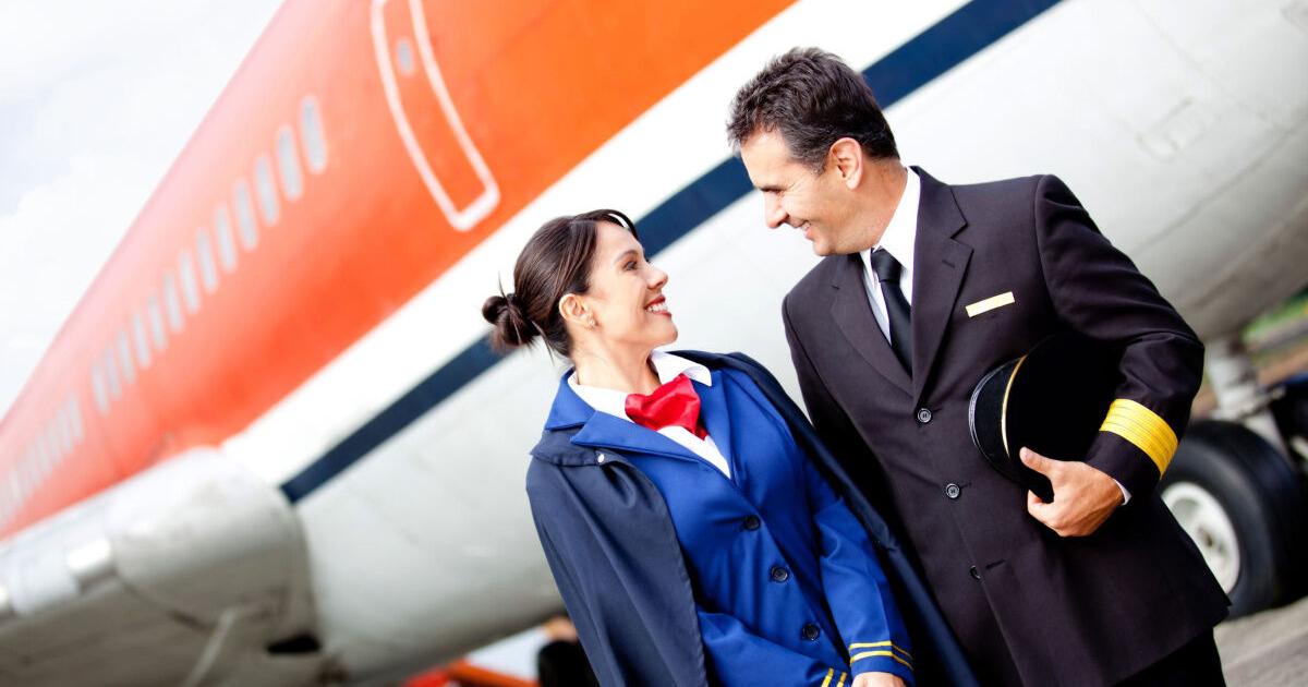 Pilot’s wife flies off handle over hugging custom