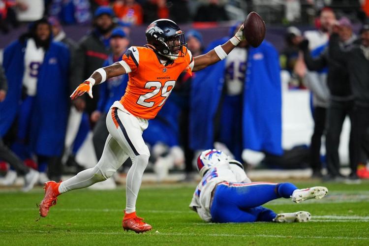NFL again faces questions about the definition of a catch after ...