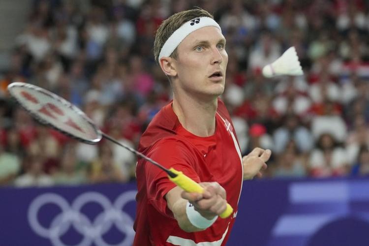 Denmark's Viktor Axelsen wins badminton men's singles gold, defending ...