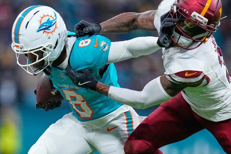 Broncos try to extend their winning streak to 9 games when they face ...