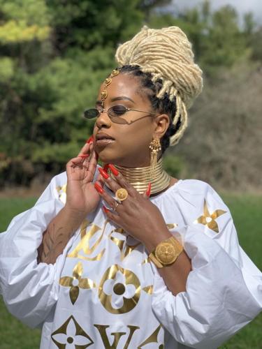 Neil Young vs Joe Rogan? Spotify has bigger problems, these Canadians ...