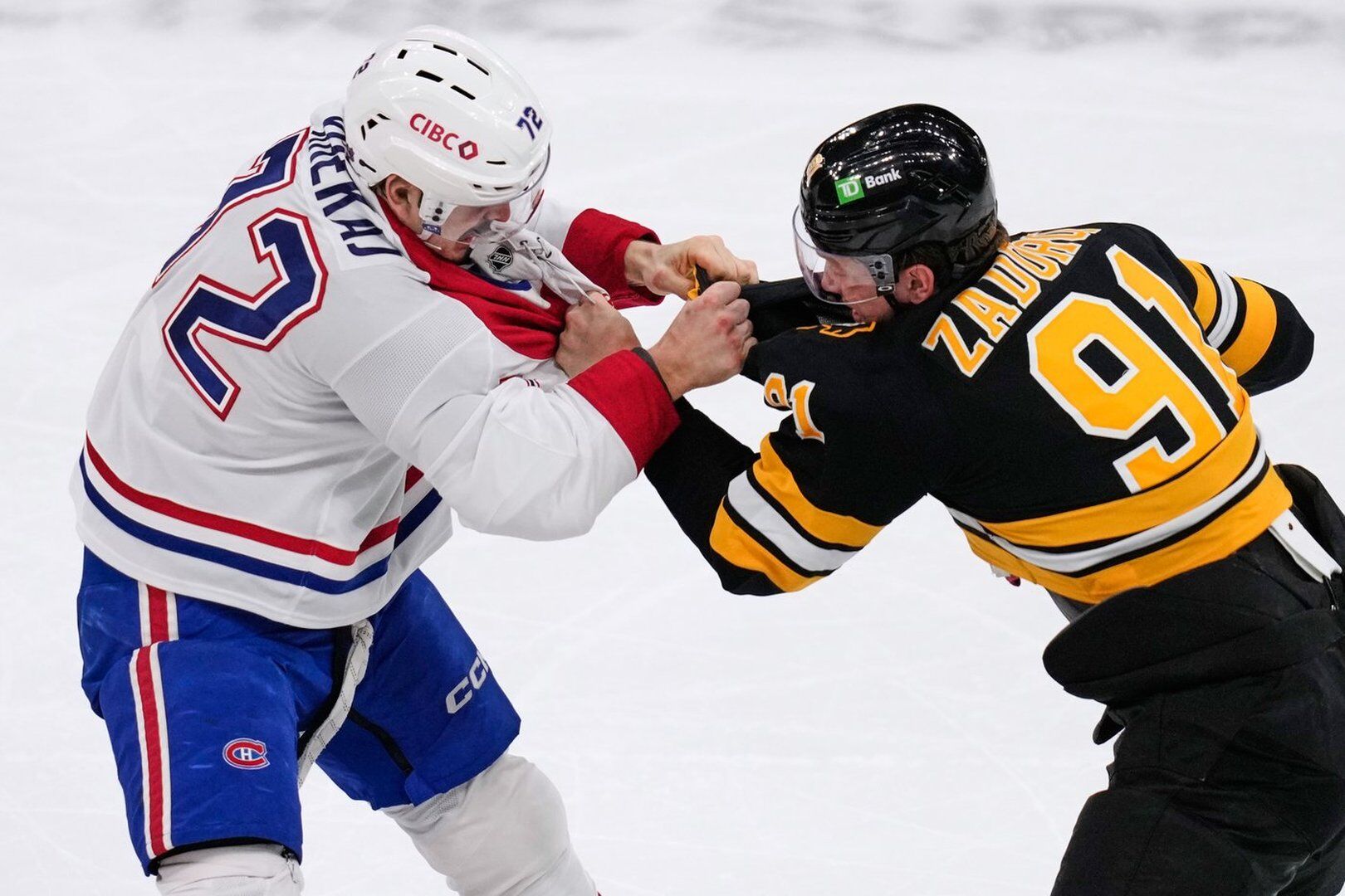 Montreal Canadiens thump Boston Bruins 6-2 in fight-filled affair