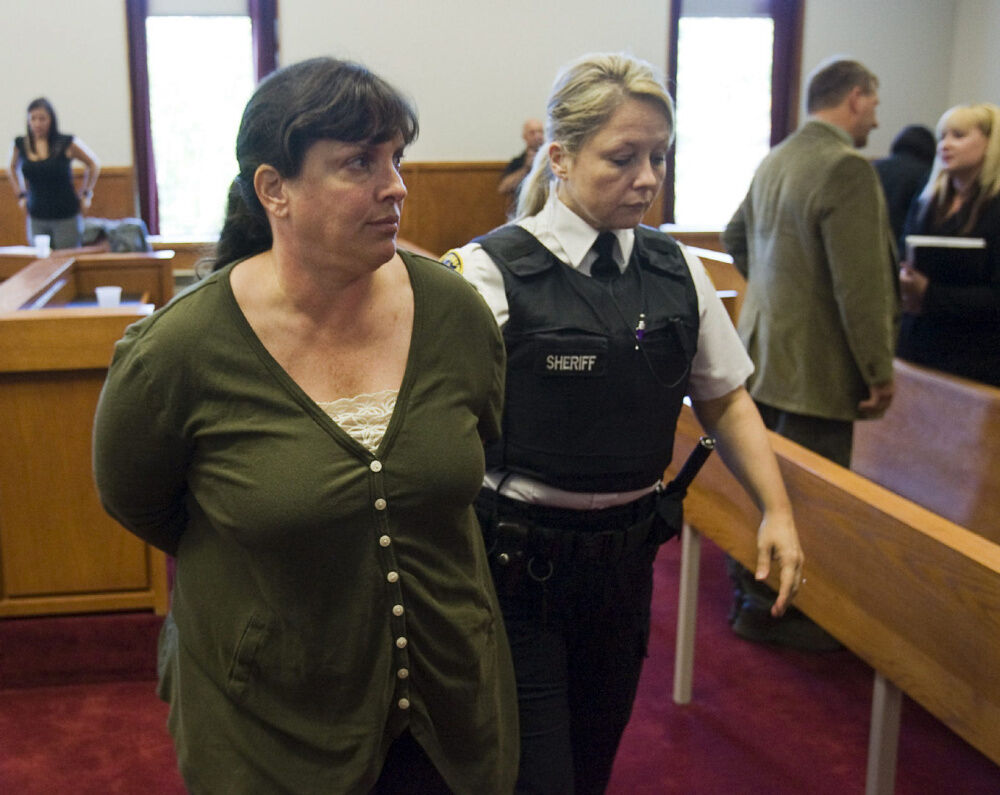 Woman hysterical after shooting husband, guide says