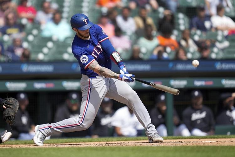 Josh Smith's pinch-hit double in the ninth gives the Rangers a 5-4 win ...