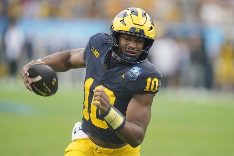 Michigan defense pressures Milroe all day, Wolverines beat No. 11 ...