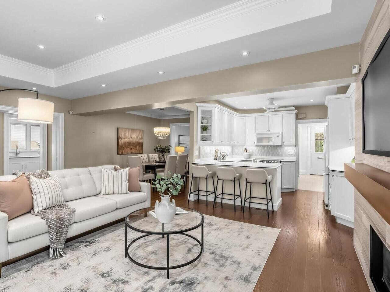 KFC founder’s former home in Mississauga listed for $1.5M
