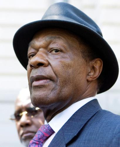 Marion Barry refuses to talk about Rob Ford’s similar foibles