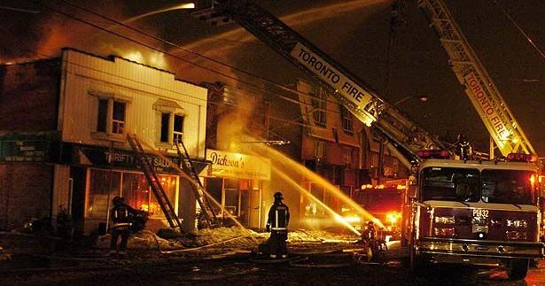 Lake Shore fire destroys local shops
