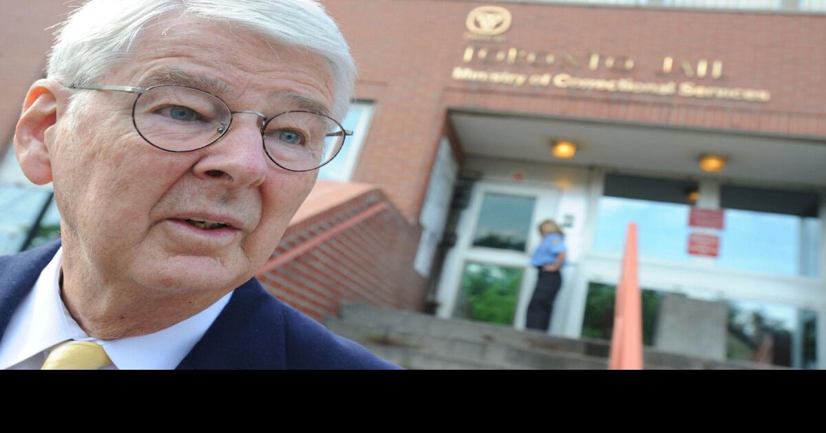 Prominent lawyer Edmund Schofield pleads guilty to assaulting former client