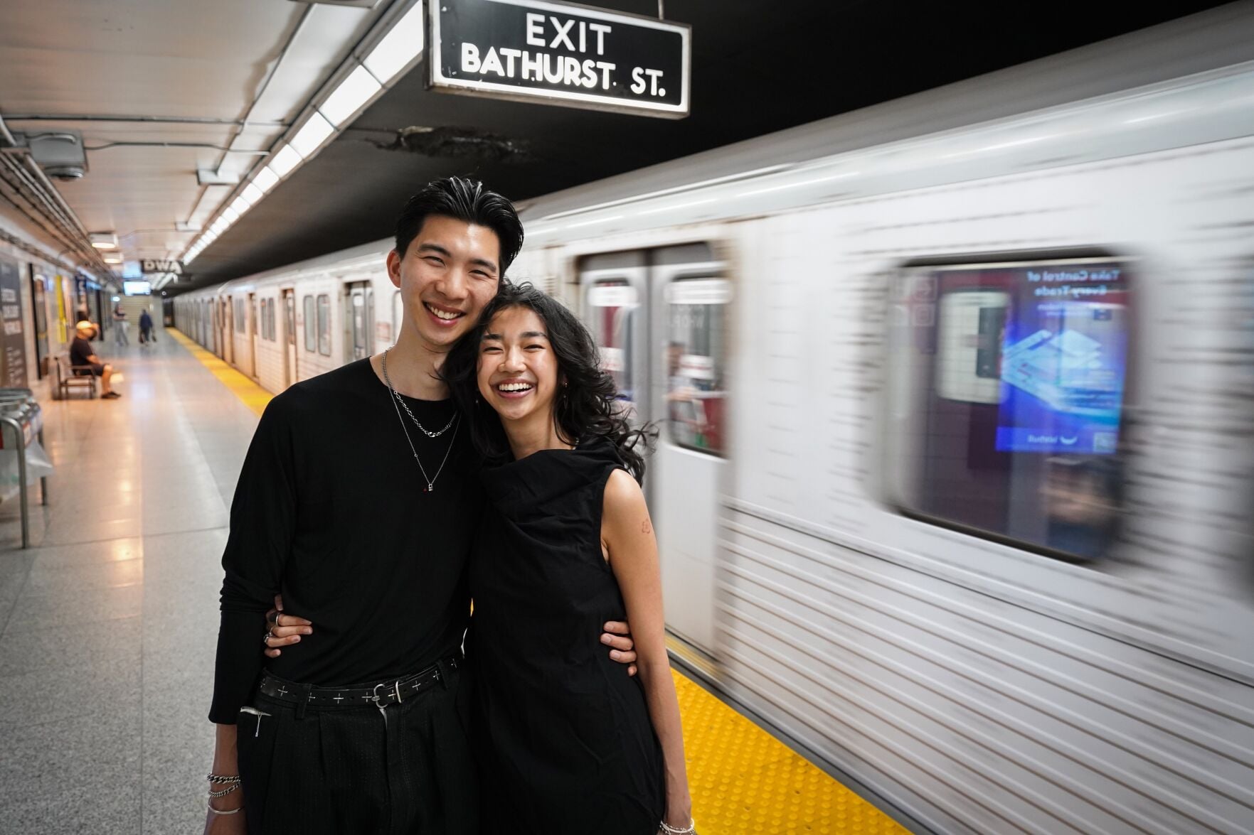 TTC wedding: Toronto couple marries at Bathurst station