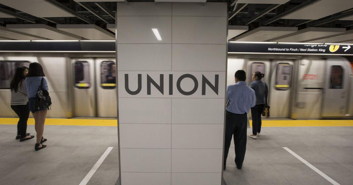 TTC subway resumed between Union, Spadina stations after fire on Line 1