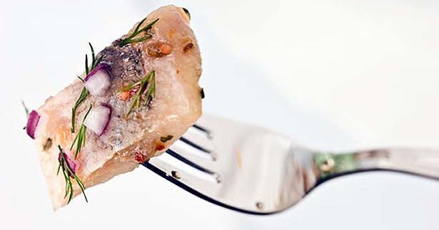 Arm yourself against acne with a fork and knife