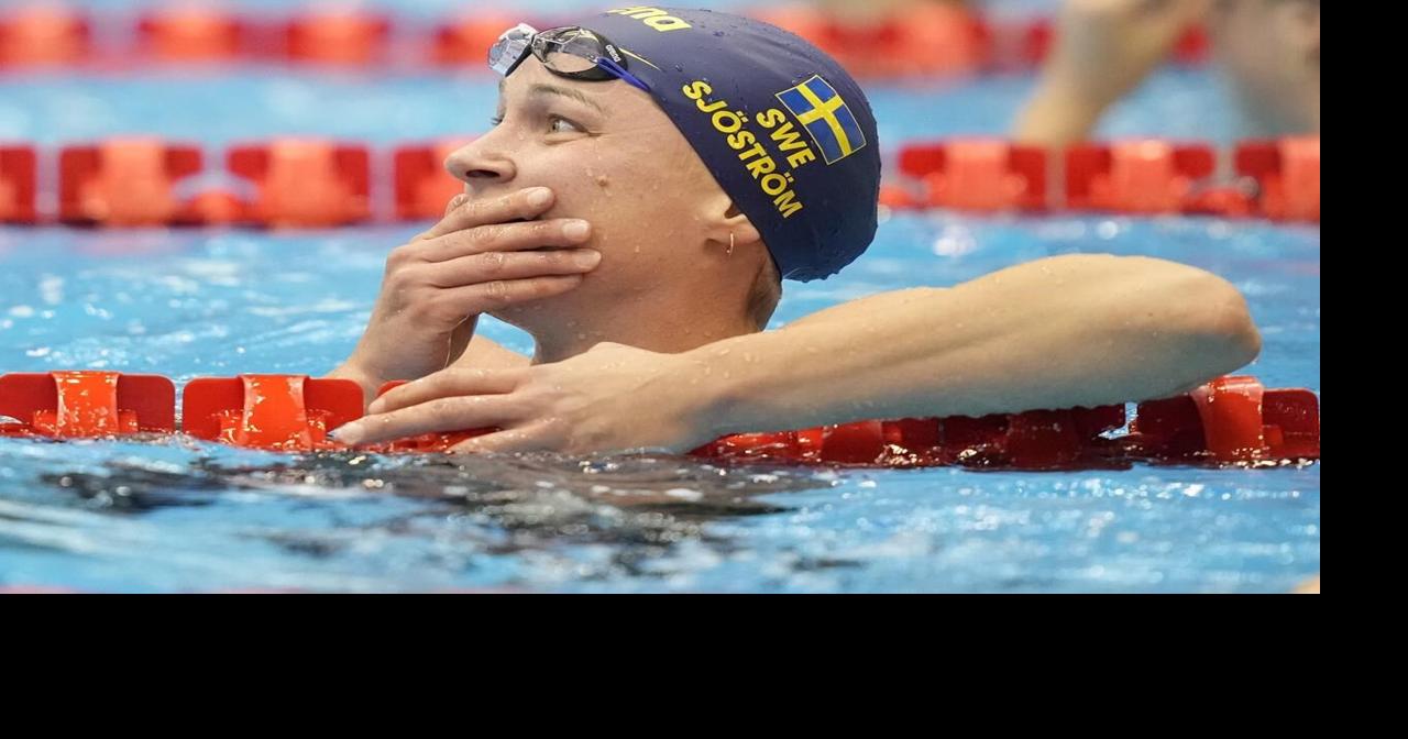 Swedish swimmer Sarah Sjoestroem breaks her own world record in the 50 ...