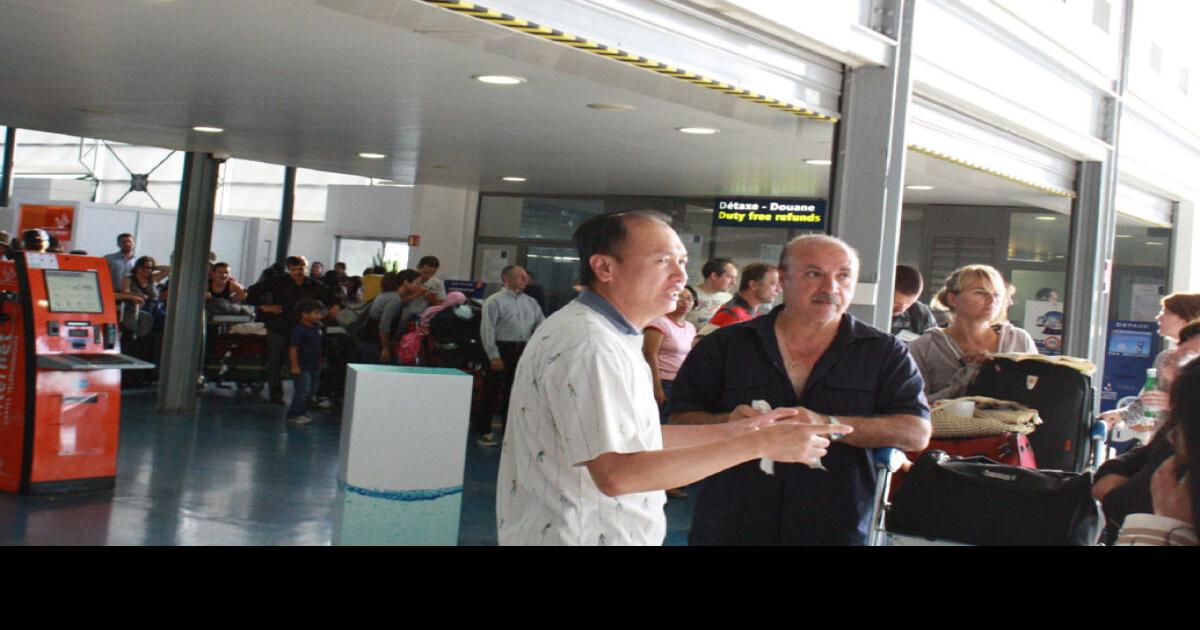 More Stranded Sunwing Passengers Complain About ‘insane Delay