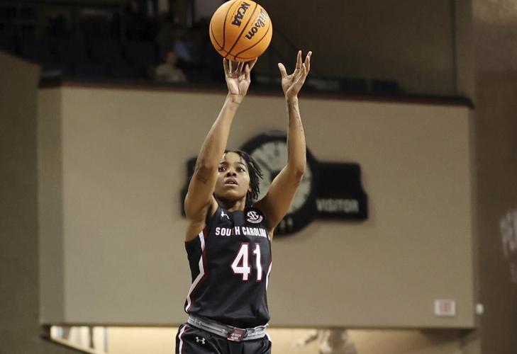 Staley, No. 1 South Carolina making a point with new guards