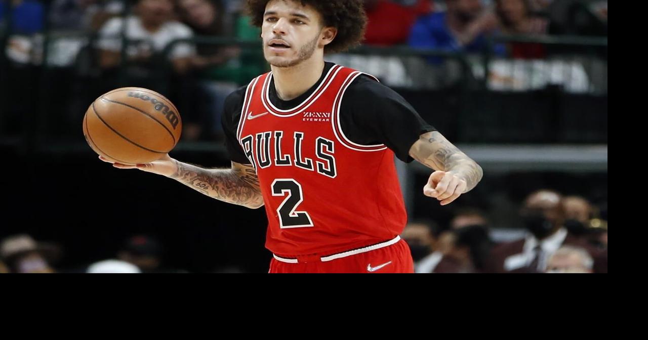 Bulls rule Ball out for season because of knee trouble