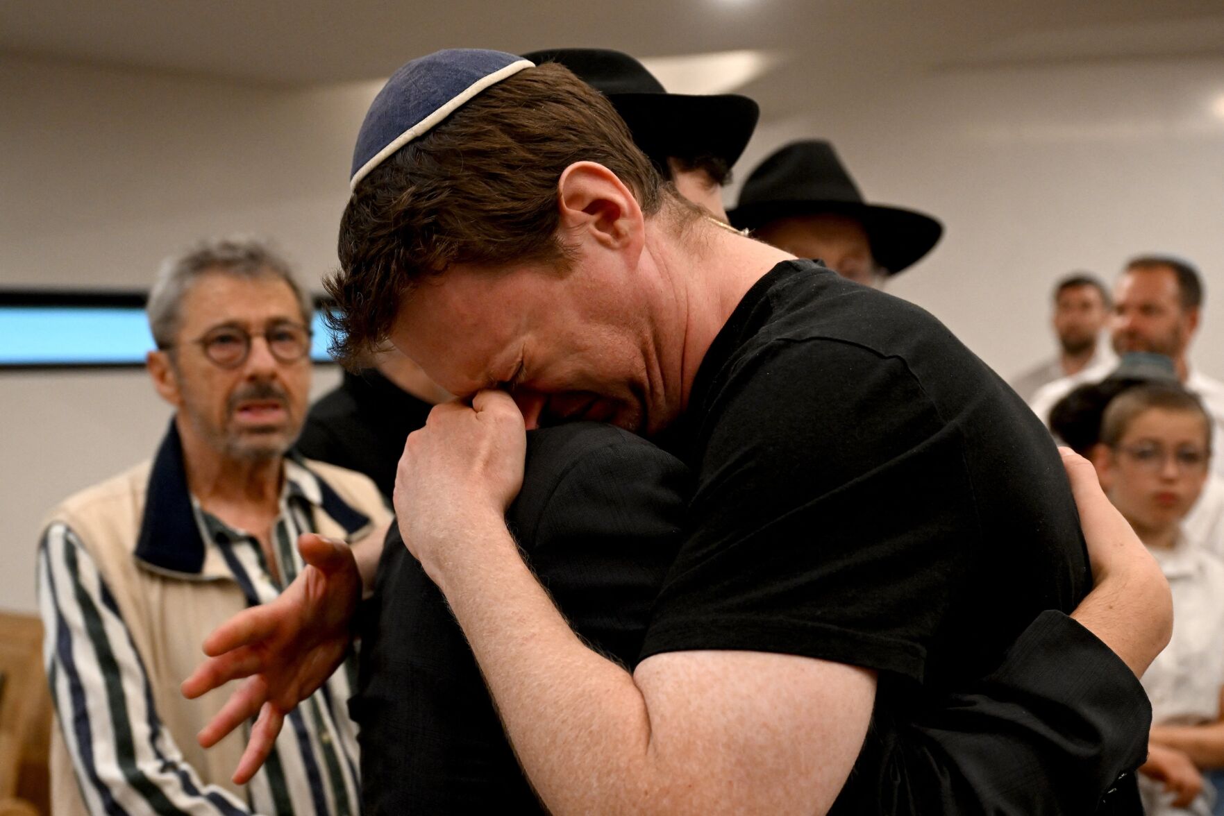 Toronto community members react to Bondi Beach attack