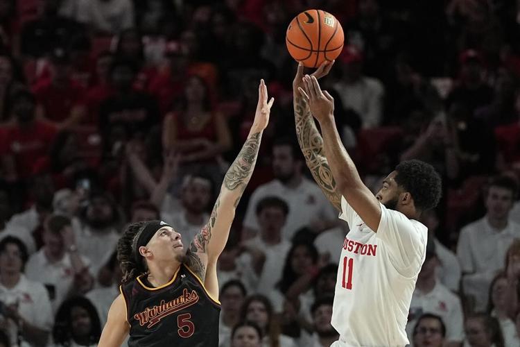 Emanuel Sharp scores career-high 20 points, No. 7 Houston beats ...