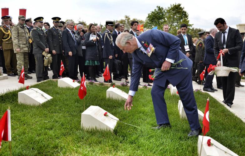 Thousands honour fallen soldiers in Turkey, a century after Gallipoli ...