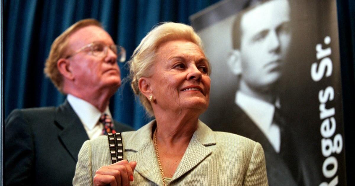 Loretta Rogers, matriarch of Rogers family, dies at 83