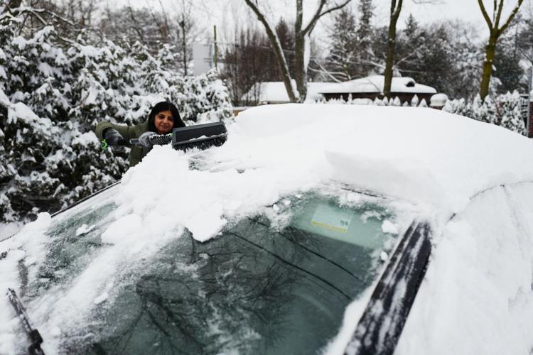 Toronto winter storm: Clean up after the storm
