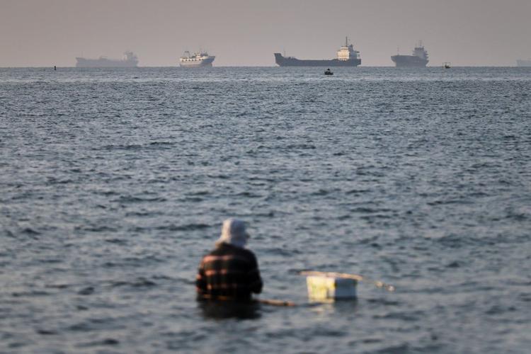 Even with a deal to reopen the Strait of Hormuz, it could take weeks or ...