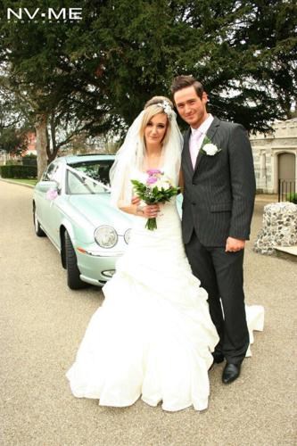 Bucket List: Woman dying of cancer gets surprise fairy tale castle wedding