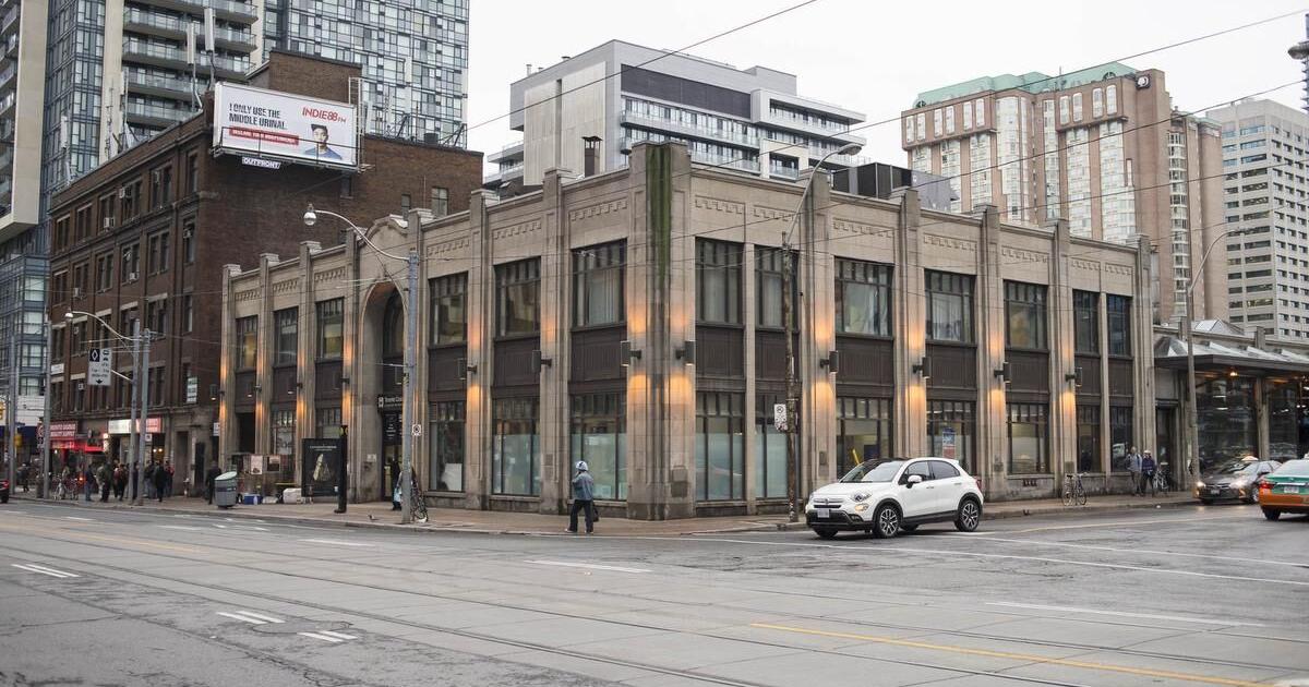 Toronto’s Bay Street bus terminal reaches the end of the line