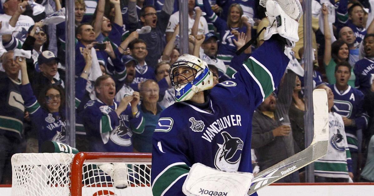 Kelly: Another reason to dislike Canucks’ Luongo