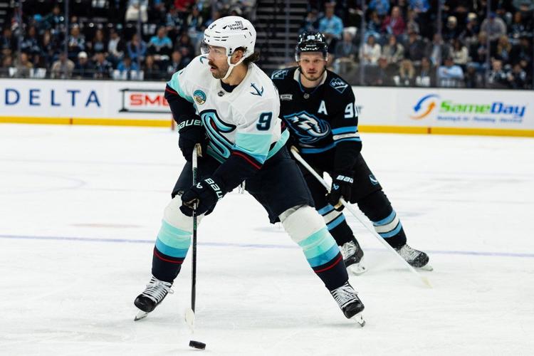 Nate Schmidt scores twice to help Mammoth beat Kraken 6-3