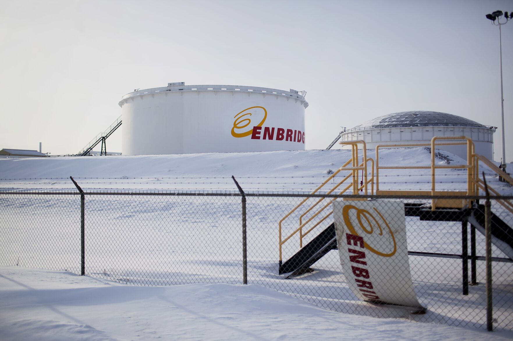 Enbridge emissions growing despite billions in green loans