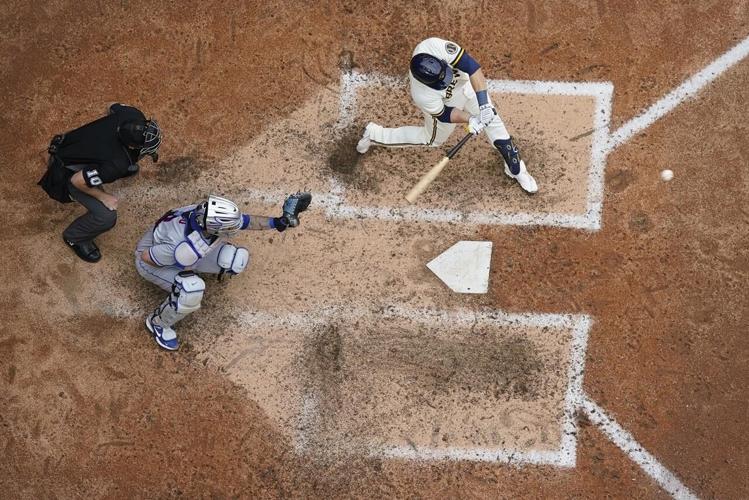 Brosseau slam lifts Brewers 6-0, Mets set hit batter record