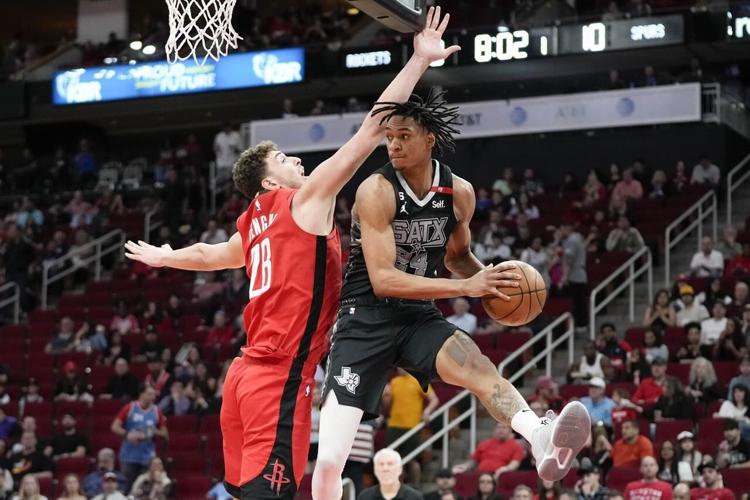 Green has 31, Rockets beat Spurs again with 142-110 rout