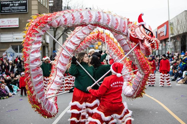 In photos: Toronto Santa Claus Parade comes to town