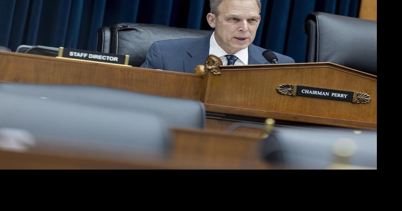 Congressman told to hand over hundreds of texts and emails to FBI in ...