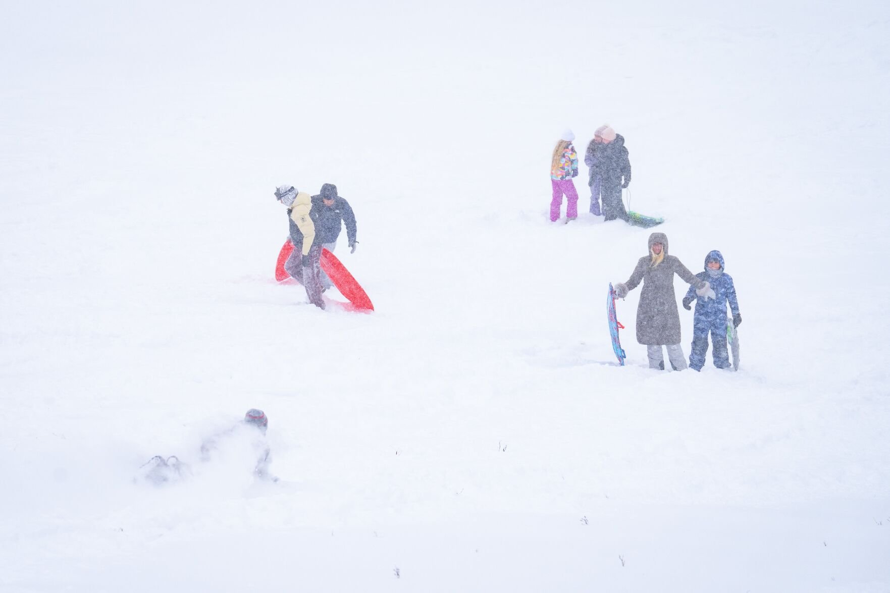 Toronto snowfall warning live: Major commute, travel delays