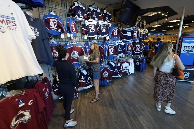 Mile High magic: Avs add to Denver’s title town run on ice