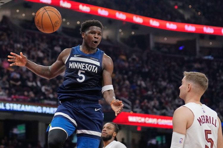Donovan Mitchell scores 28 points as Cavaliers beat Timberwolves 146-134