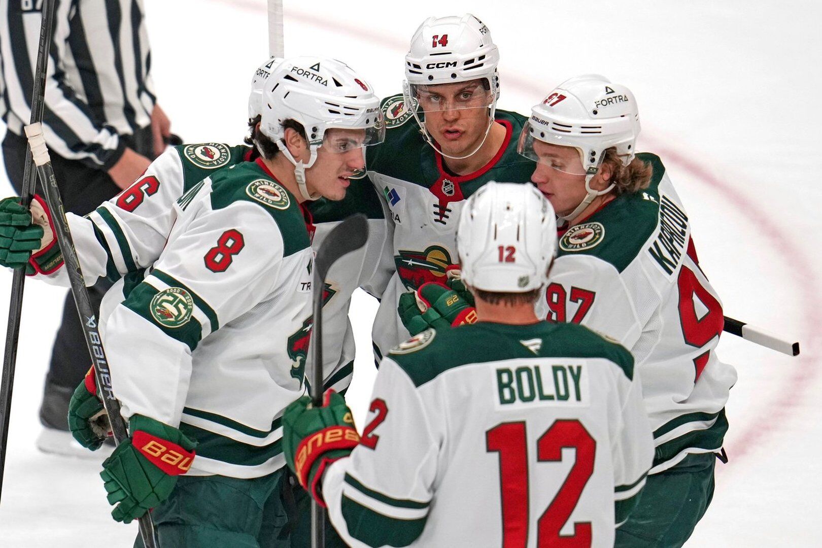 Eriksson Ek has goal and 2 assists as Wild score 3 in 3rd period to ...