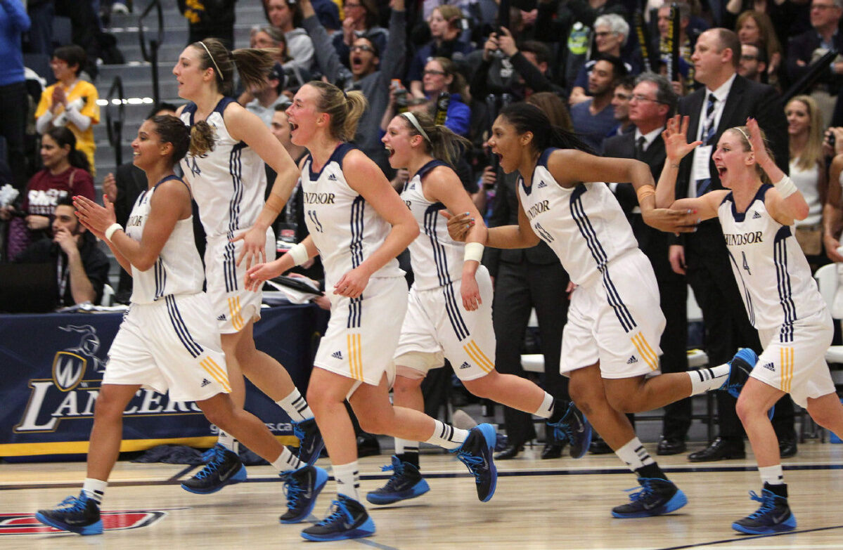 Windsor crushes Laval in CIS women's hoop championship opener