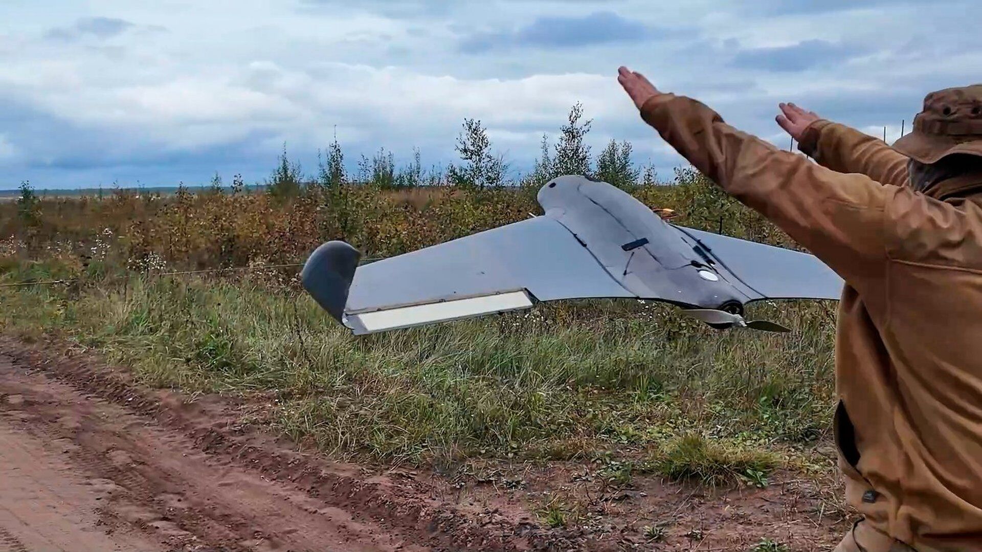 Zelenskyy warns that Russian drones endanger Chernobyl and other ...