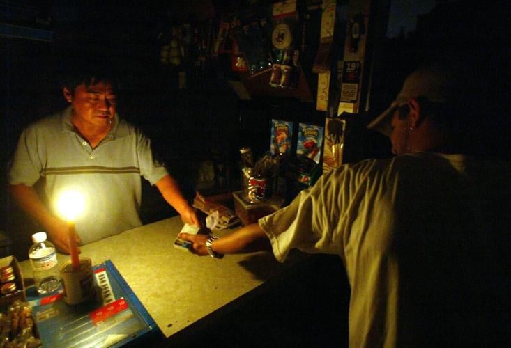 Blackout 2003: When Toronto went dark the city came together