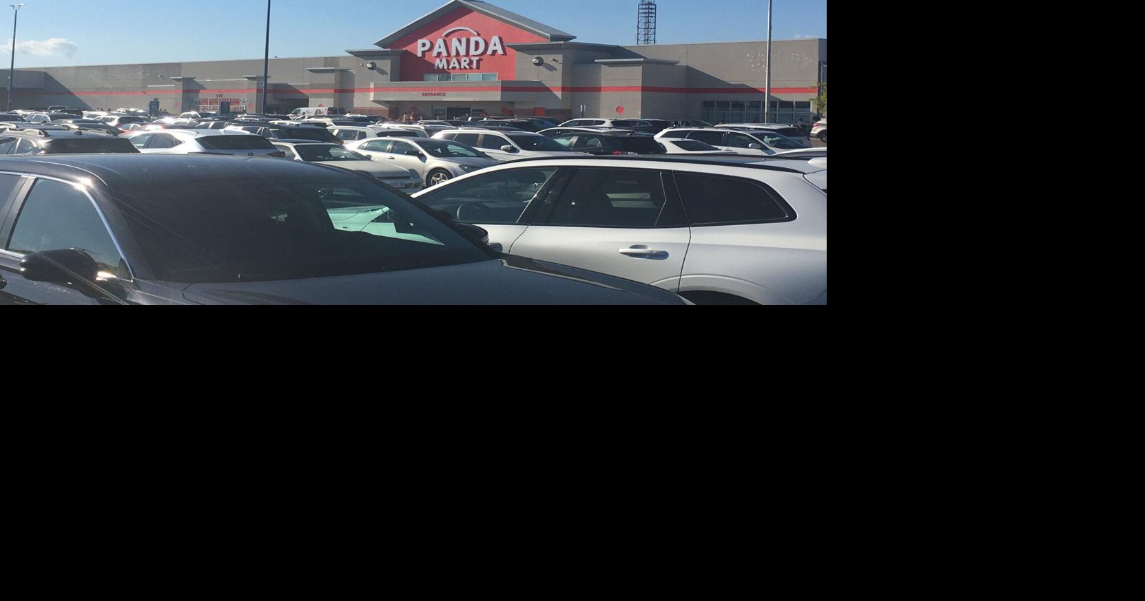 Scarborough Panda Mart discount store opens to long lines