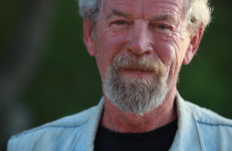 Elliot Lake mall roof collapse: Town vows to stick together