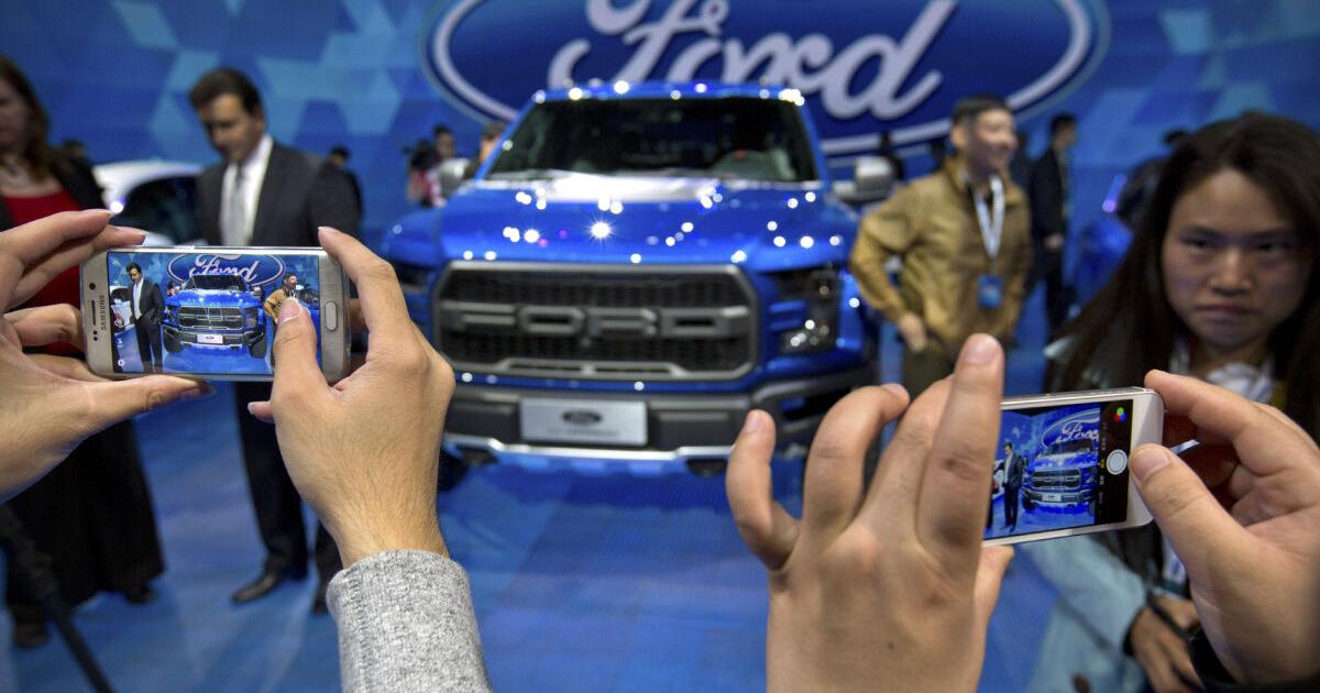 Ford, Chinese carmaker consider joining forces for electric cars