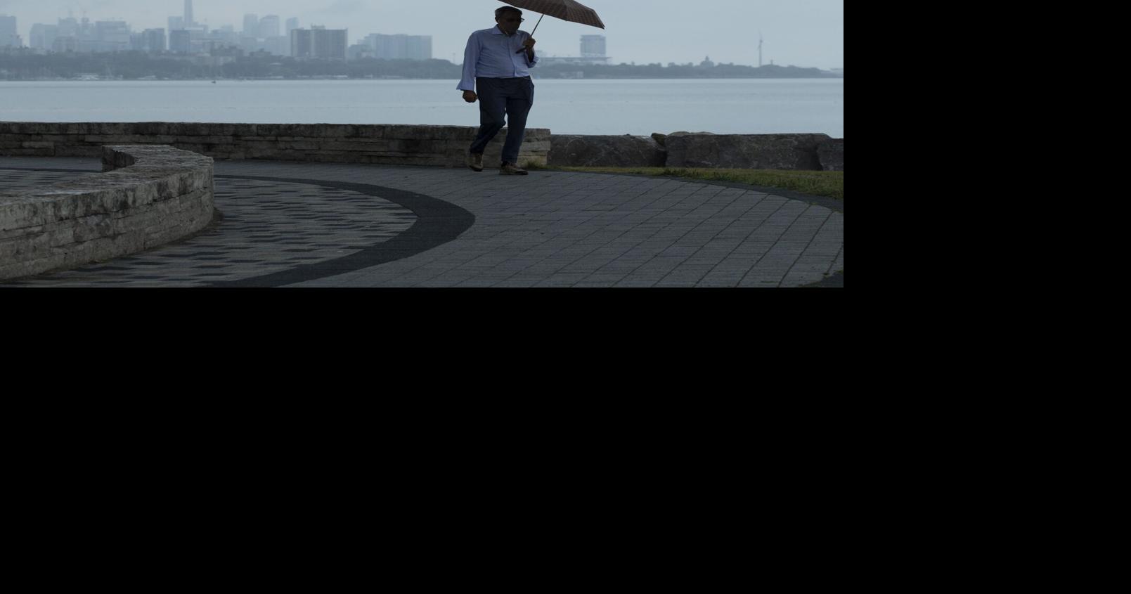 Toronto in for heavy rain and possible thunderstorm Sunday